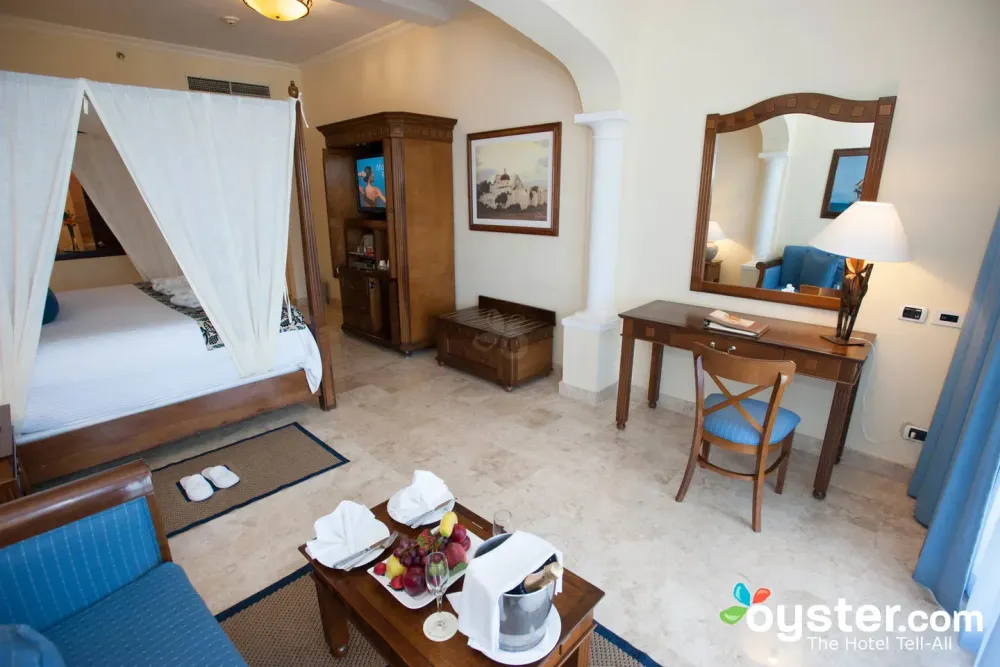 Secrets Capri Riviera Cancun Review: What To REALLY Expect If You Stay
