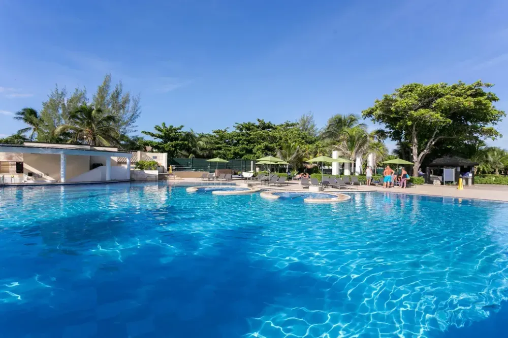 The Fives Azul Beach Resort Playa Del Carmen | Oyster.com Hotel Photos