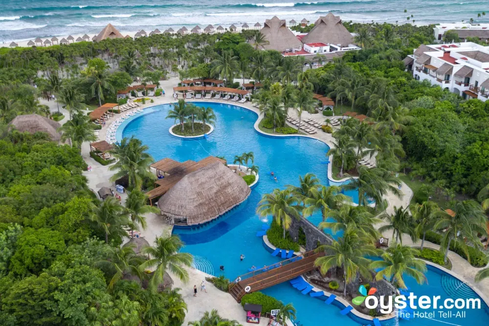 Valentin Imperial Riviera Maya Review: What To REALLY Expect If You Stay