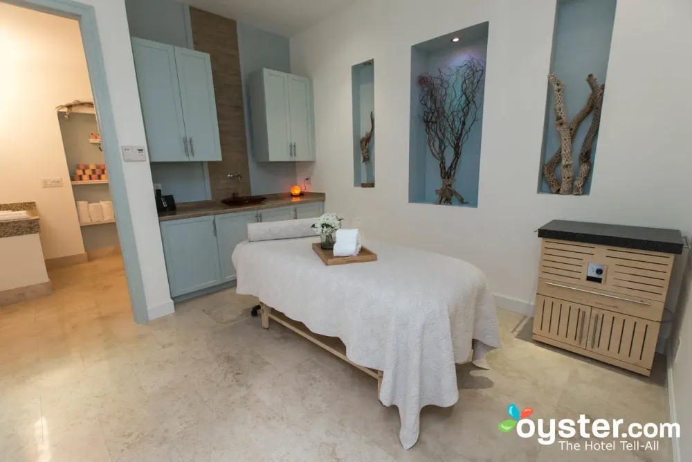 Windsong on the Reef Review: What To REALLY Expect If You Stay