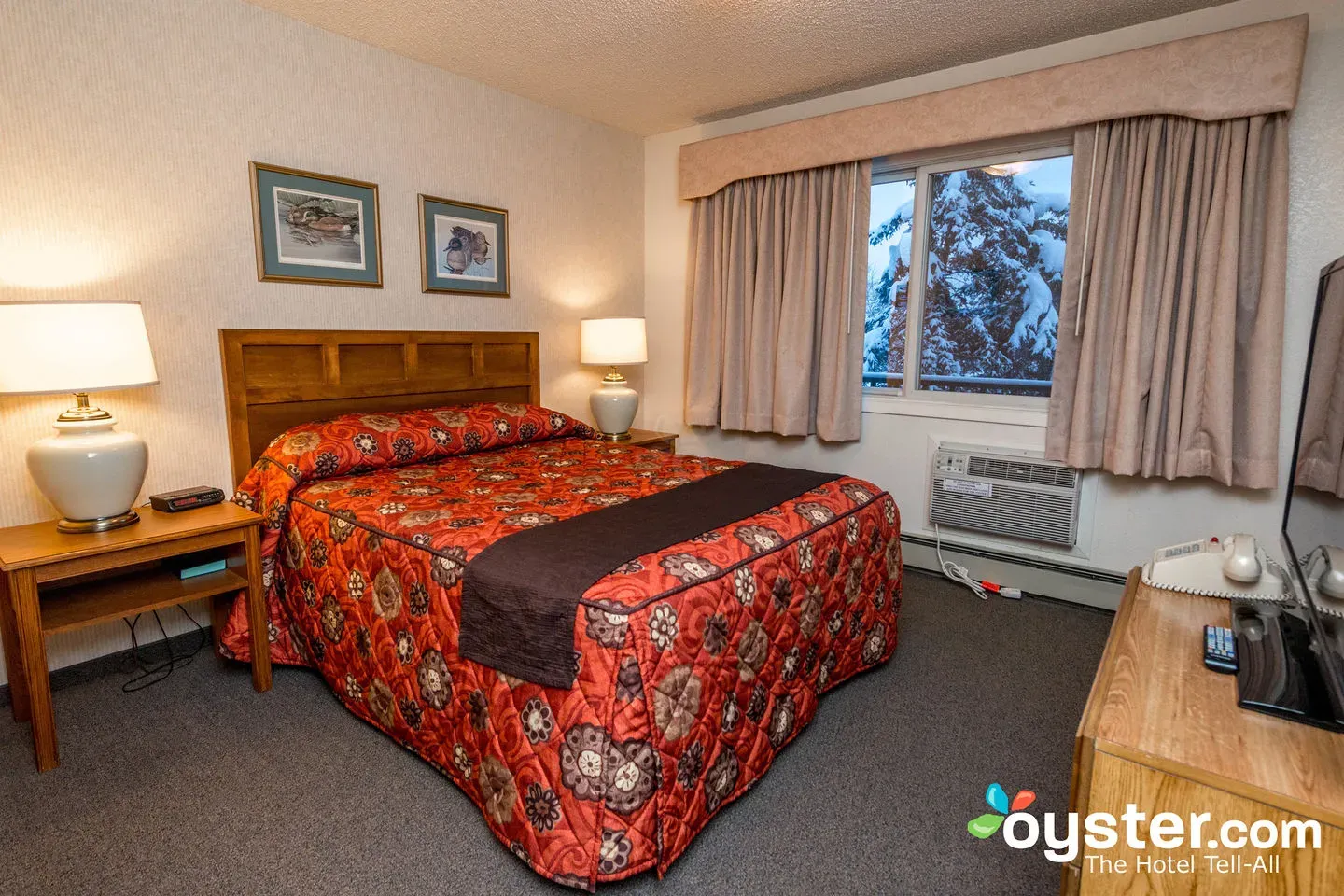 Wedgewood Resort Review: What To REALLY Expect If You Stay