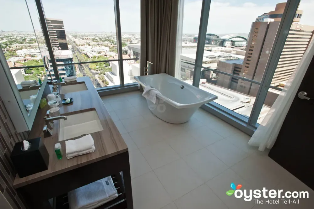 The Westin Phoenix Downtown Review: What To REALLY Expect If You Stay