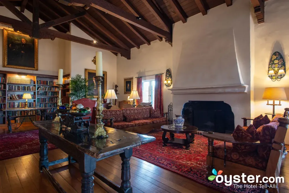 Arizona Inn Review: What To REALLY Expect If You Stay