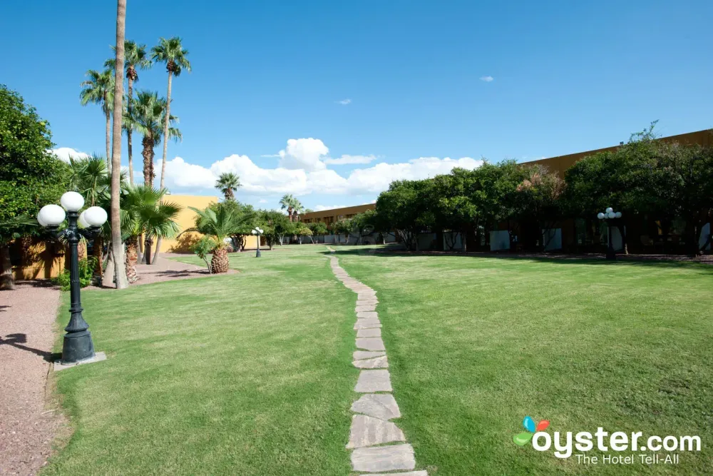 Doubletree by Hilton Tucson - Reid Park Review: What To REALLY Expect ...