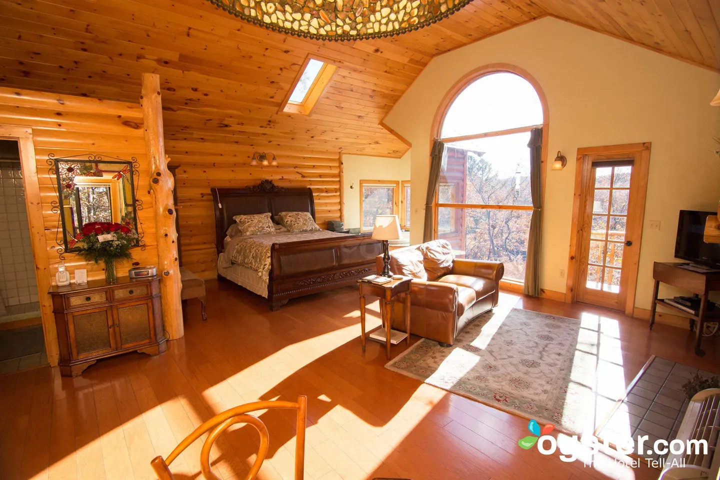 Treehouse Cottages Review: What To REALLY Expect If You Stay | Oyster.com