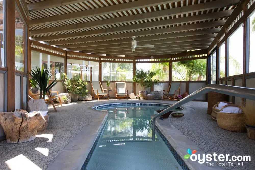 Desert Hot Springs Hotels & Resorts | Oyster.com Hotel Reviews