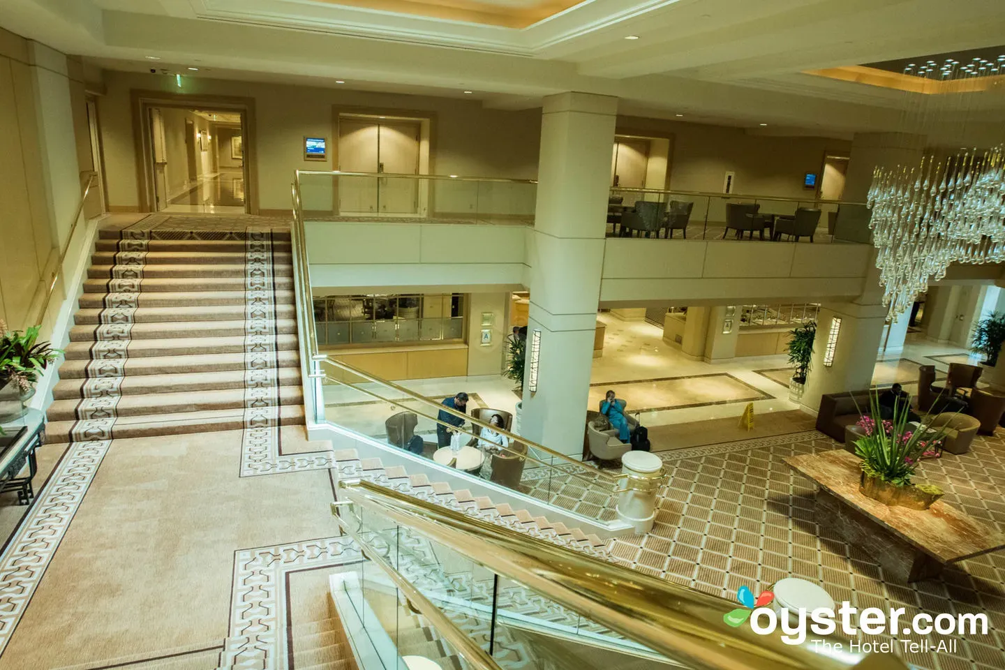 Hilton Los Angeles Airport Review: What To REALLY Expect If You Stay