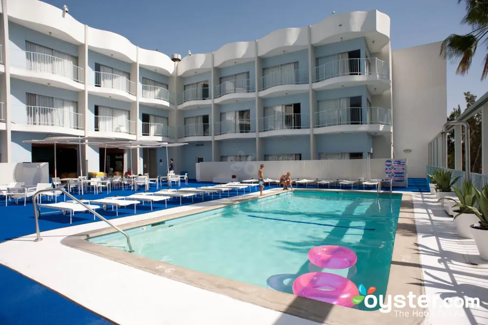 The 9 Best Value Hotels in Los Angeles | Oyster.com | Oyster.com