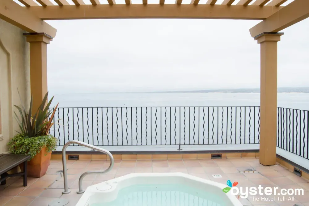 Monterey Bay Inn Review: What To REALLY Expect If You Stay | Oyster.com