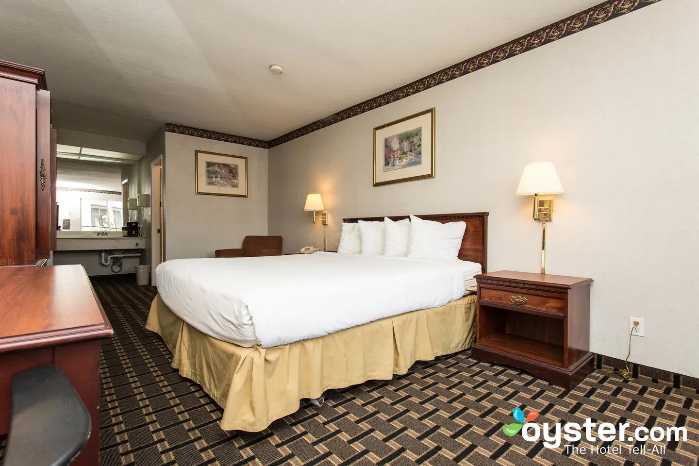 Anaheim Express Inn Review: What To REALLY Expect If You Stay