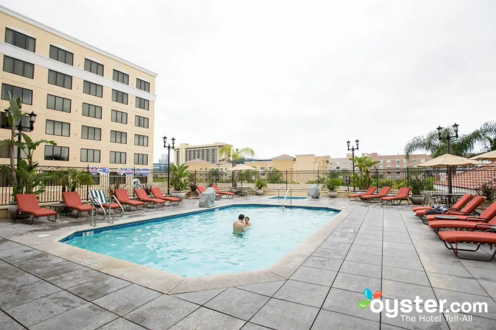 Doubletree Suites by Hilton Hotel Anaheim Resort - Convention Center ...