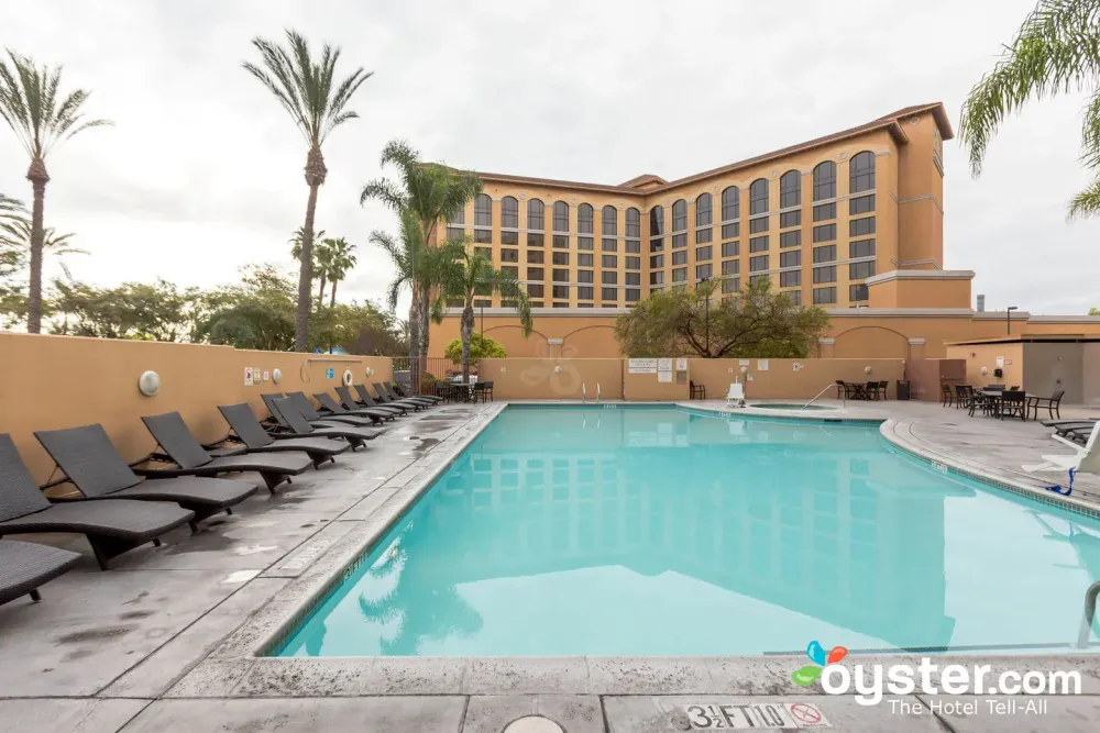 Anaheim Marriott Suites Review: What To REALLY Expect If You Stay