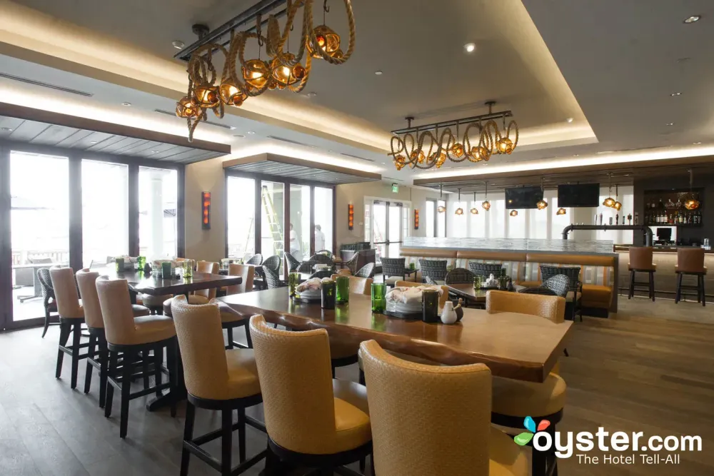 Balboa Bay Resort Review: What To REALLY Expect If You Stay | Oyster.com