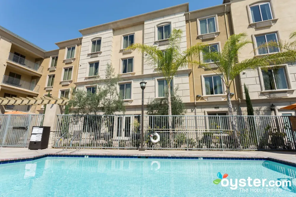 Orange Hotels & Resorts | Oyster.com