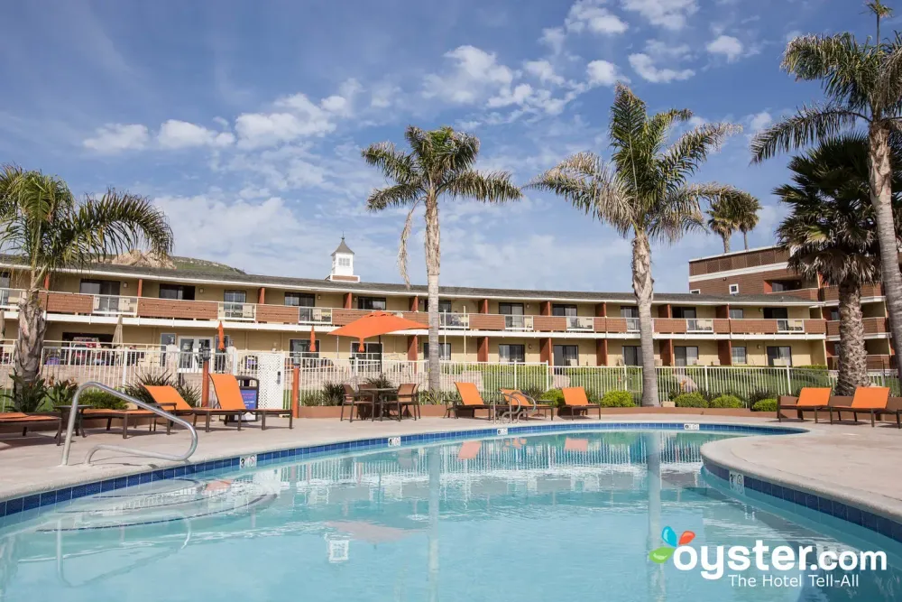 SeaCrest OceanFront Hotel Review: What To REALLY Expect If You Stay ...