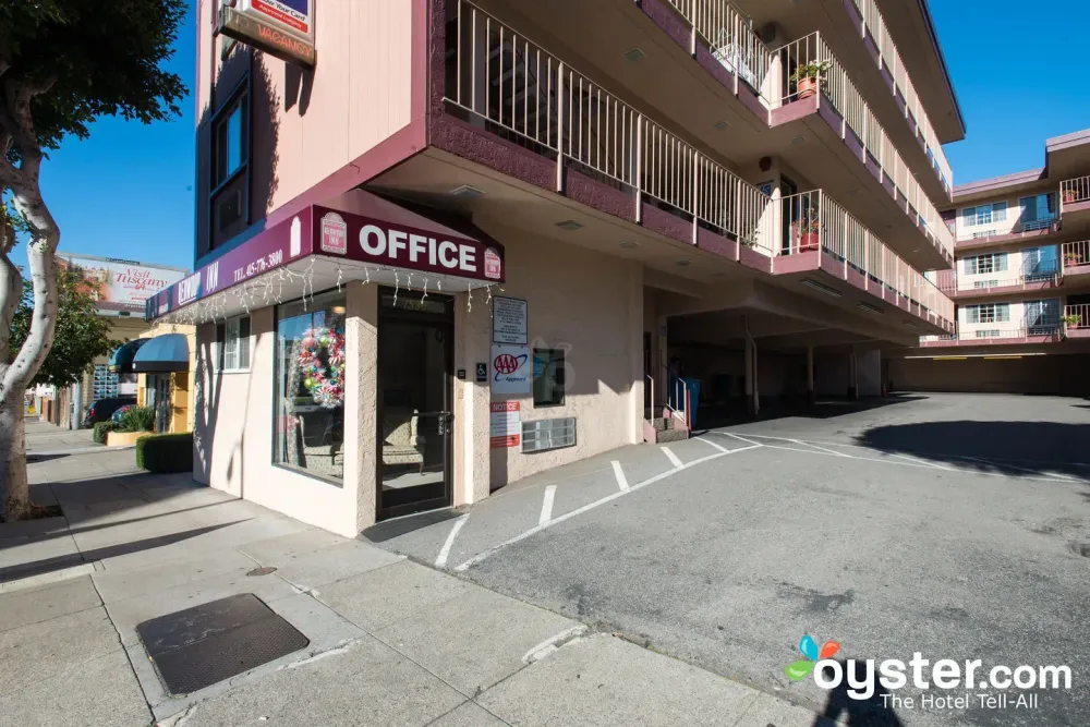 Redwood Inn Review: What To REALLY Expect If You Stay