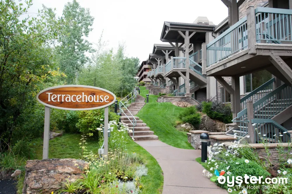 Terracehouse Condominiums Review: What To REALLY Expect If You Stay