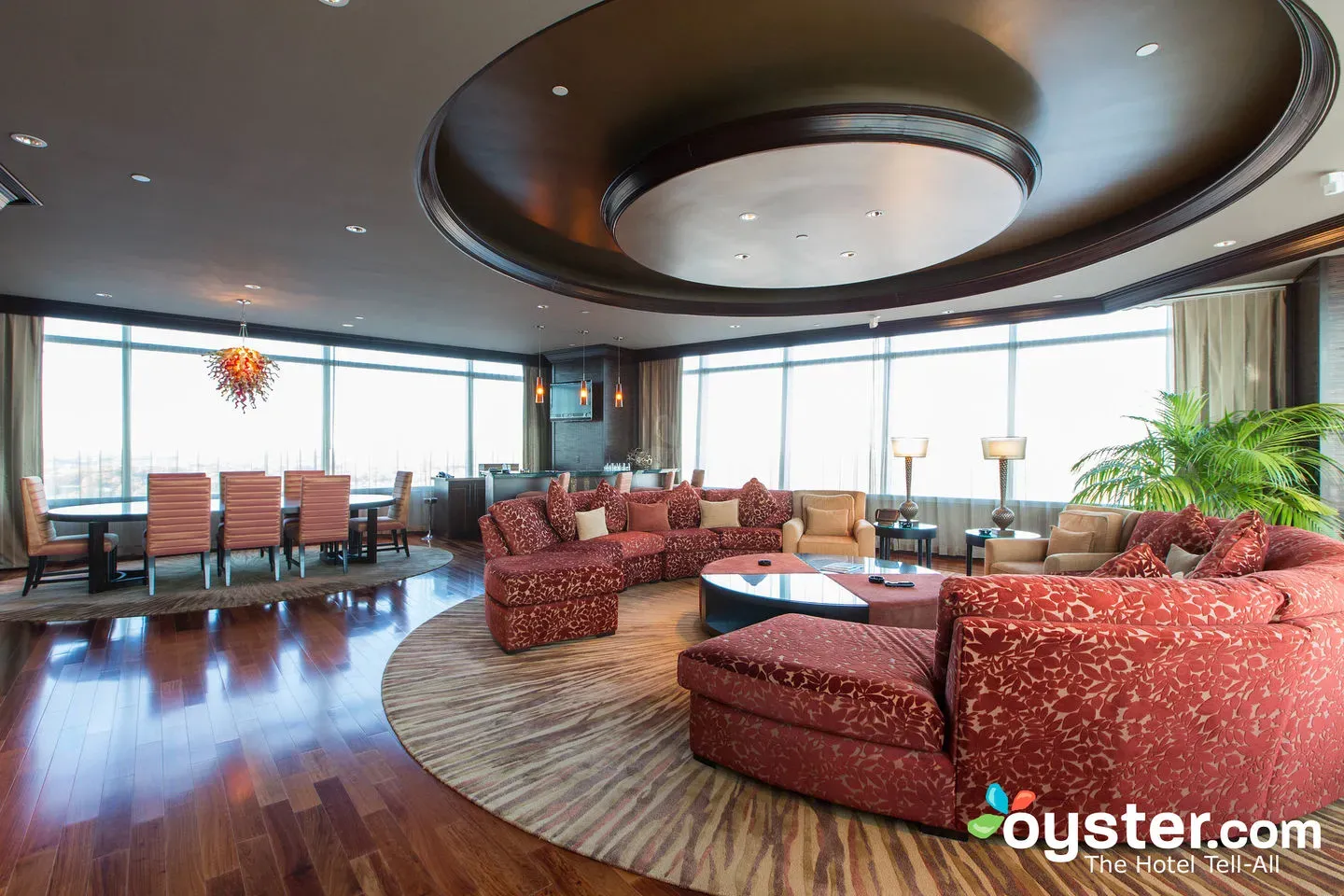 Mohegan Sun Review: What To REALLY Expect If You Stay