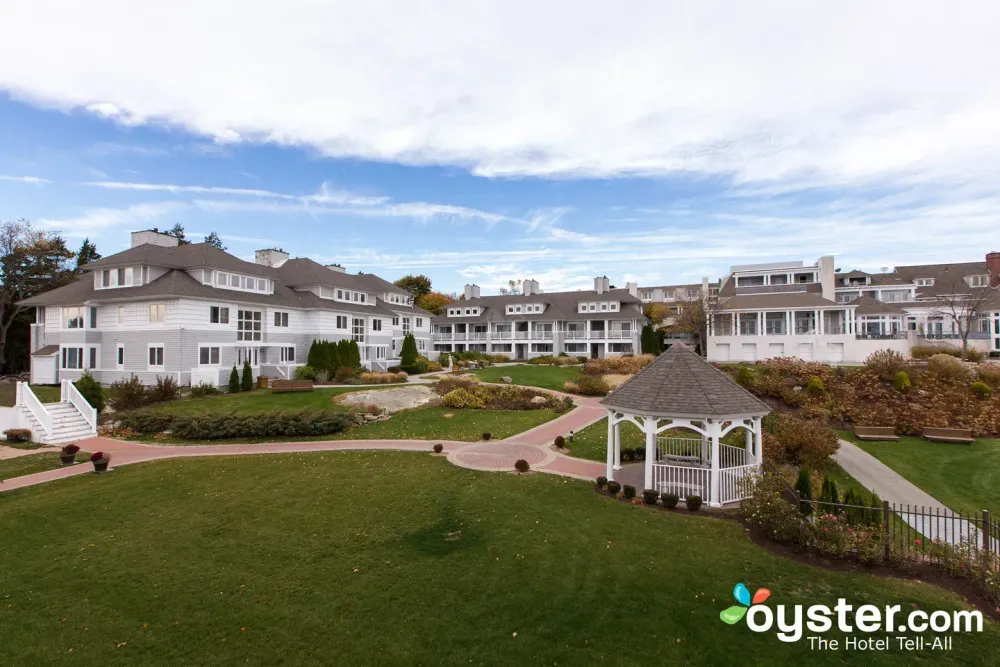 Water's Edge Resort & Spa Review: What To REALLY Expect If You Stay