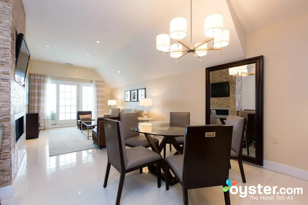 Water's Edge Resort & Spa Review: What To REALLY Expect If You Stay