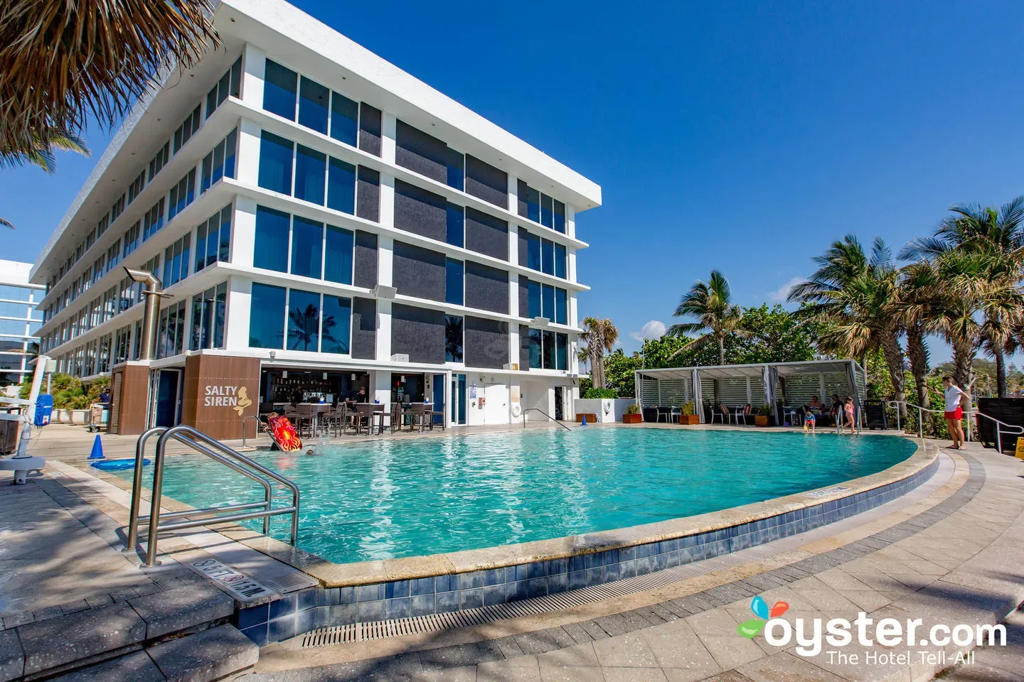 B Ocean Resort Fort Lauderdale Review: What To REALLY Expect If You Stay