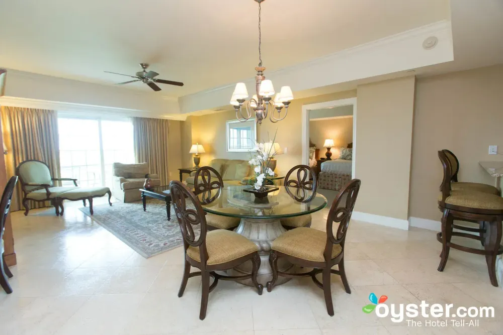 Reunion Resort Review: What To REALLY Expect If You Stay