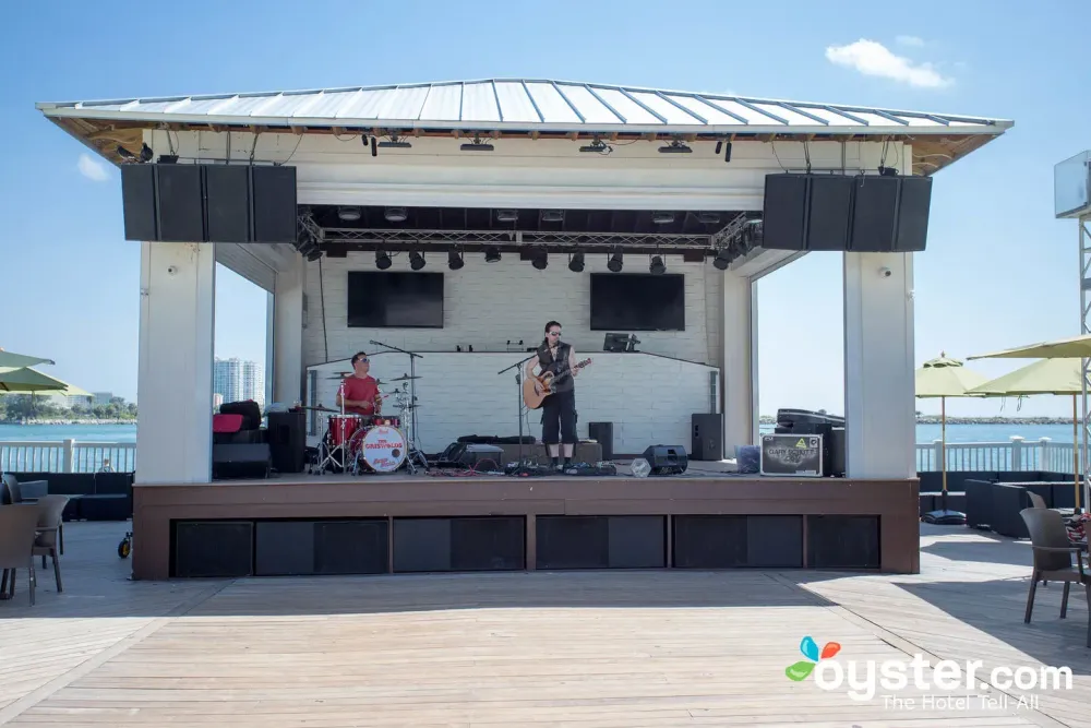 Shephard's Beach Resort Review: What To REALLY Expect If You Stay