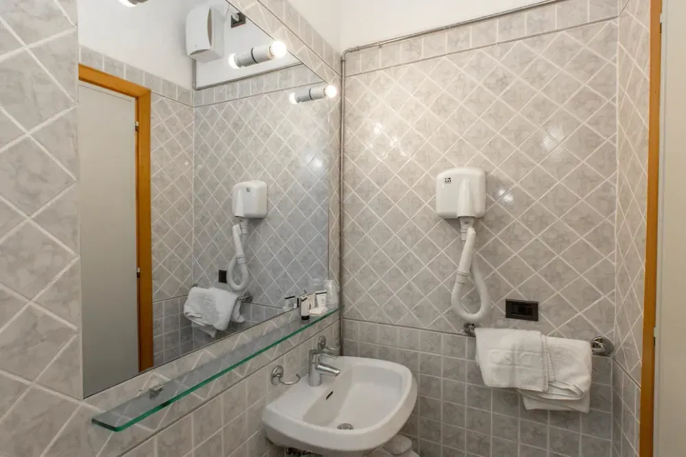 Baker's Cay Resort Key Largo, Curio Collection by Hilton | Oyster.com ...