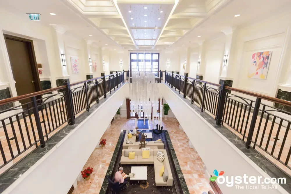 Hotel Colonnade Coral Gables Review: What To REALLY Expect If You Stay