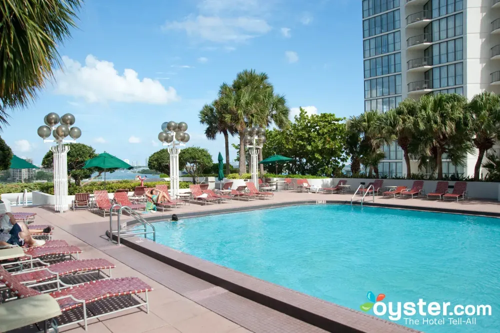 Doubletree by Hilton Grand Hotel Biscayne Bay Review: What To REALLY ...