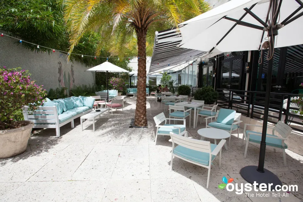 Hotel Astor Review: What To REALLY Expect If You Stay