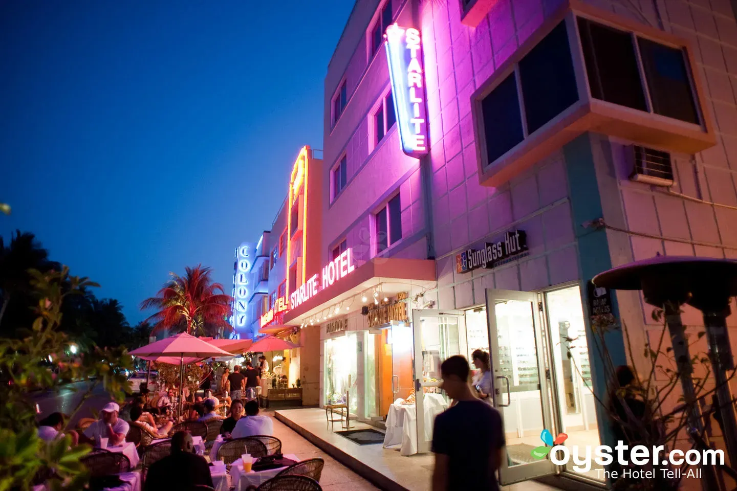 Starlite Hotel Review: What To REALLY Expect If You Stay