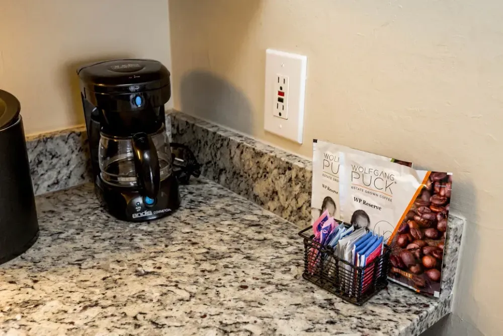 DiamondHead Beach Resort | Oyster.com Hotel Photos