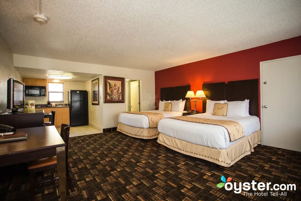 Sirata Beach Resort Review: What To REALLY Expect If You Stay