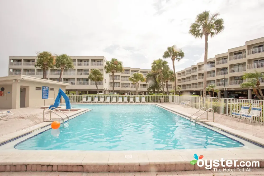 Sailport Waterfront Suites Review: What To REALLY Expect If You Stay ...