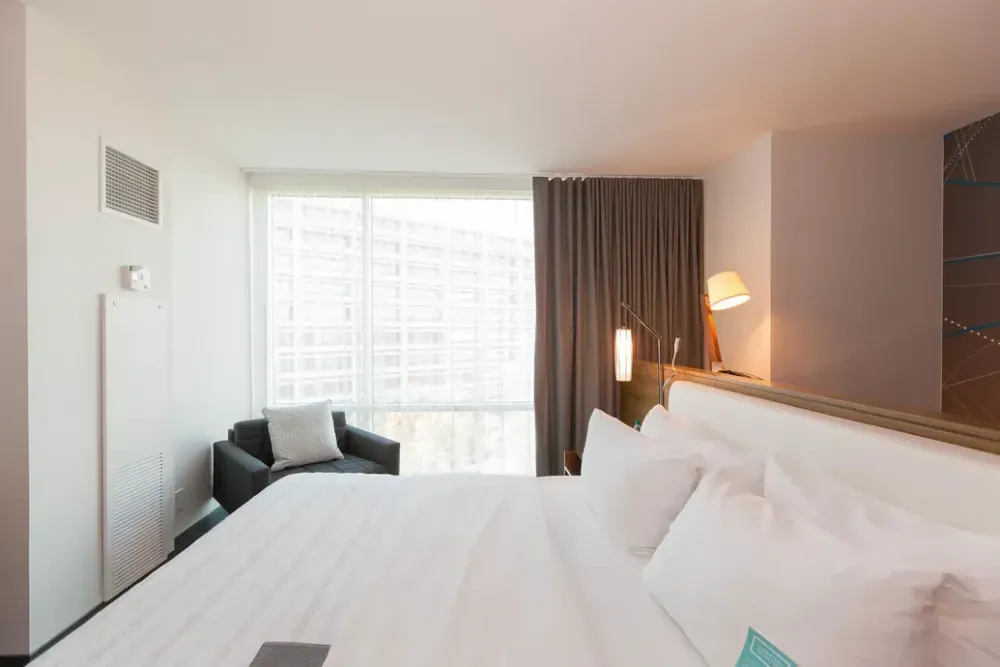 Le Meridien Atlanta Perimeter | Oyster.com Hotel Photos