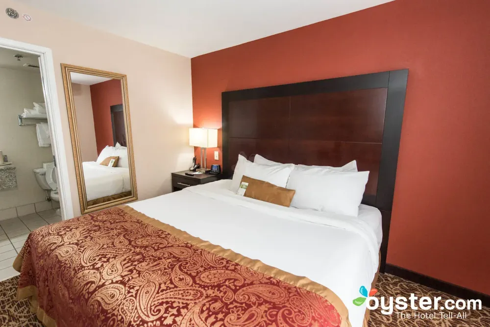 Wingate by Wyndham Atlanta Galleria Center Review: What To REALLY ...