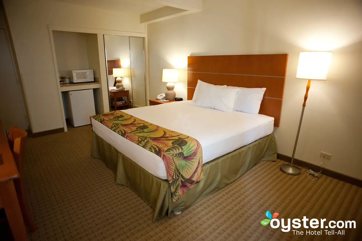 Pearl Hotel Waikiki Review: What To REALLY Expect If You Stay