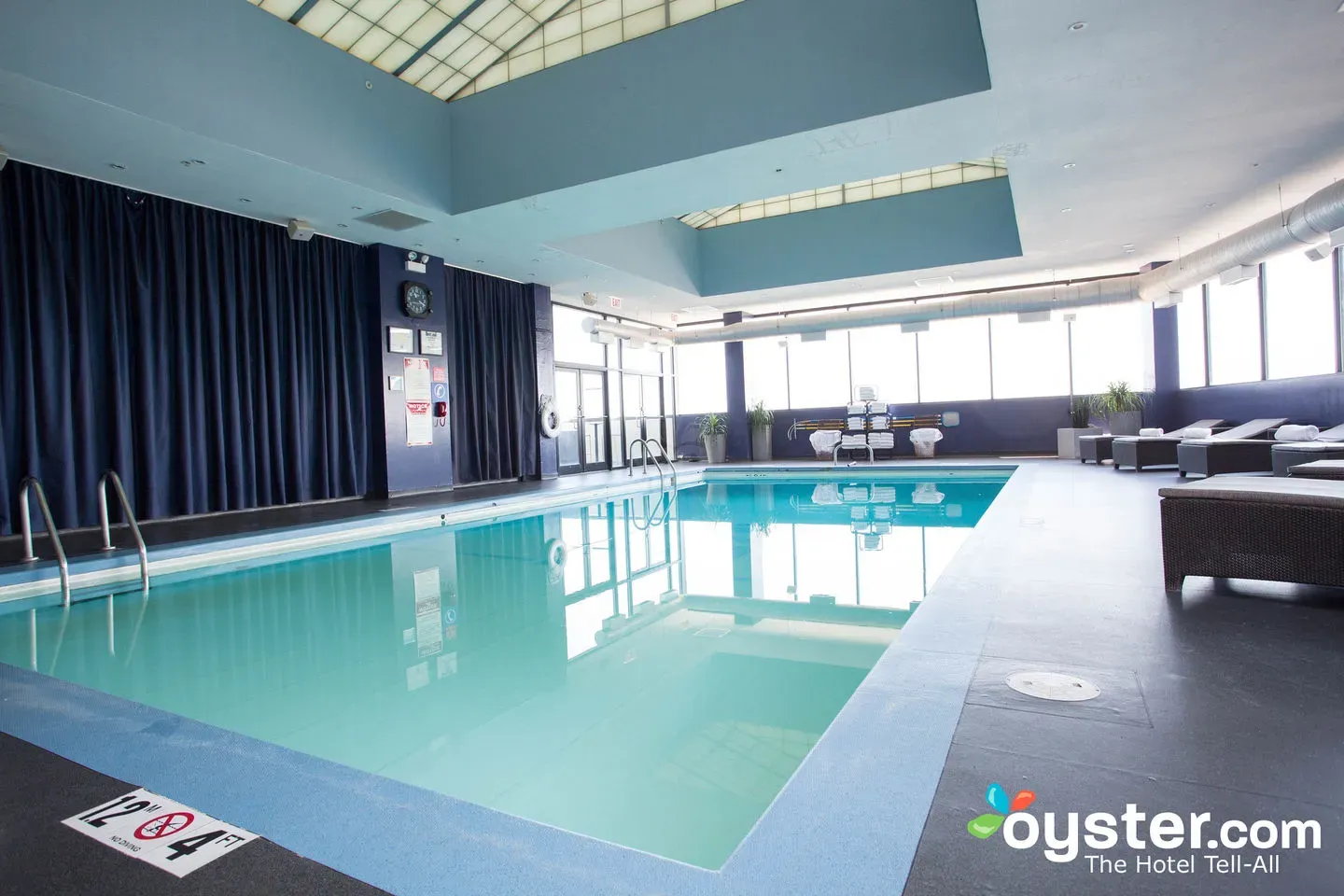 W Chicago - Lakeshore Review: What To REALLY Expect If You Stay