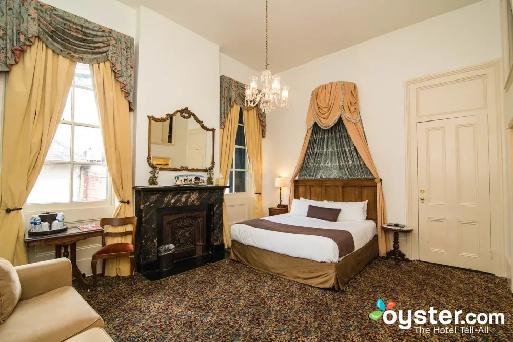 Lafitte Guest House Review: What To REALLY Expect If You Stay