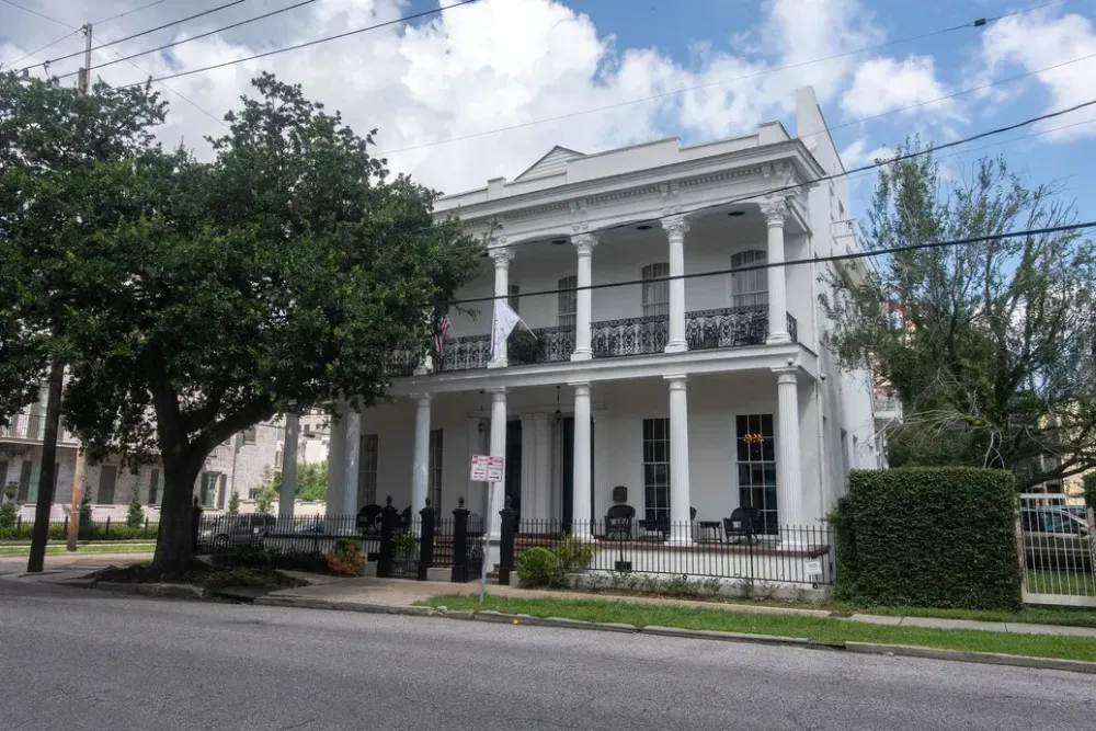 Mardi Gras 2026: Best Hotels in New Orleans to Book Now | Oyster.com