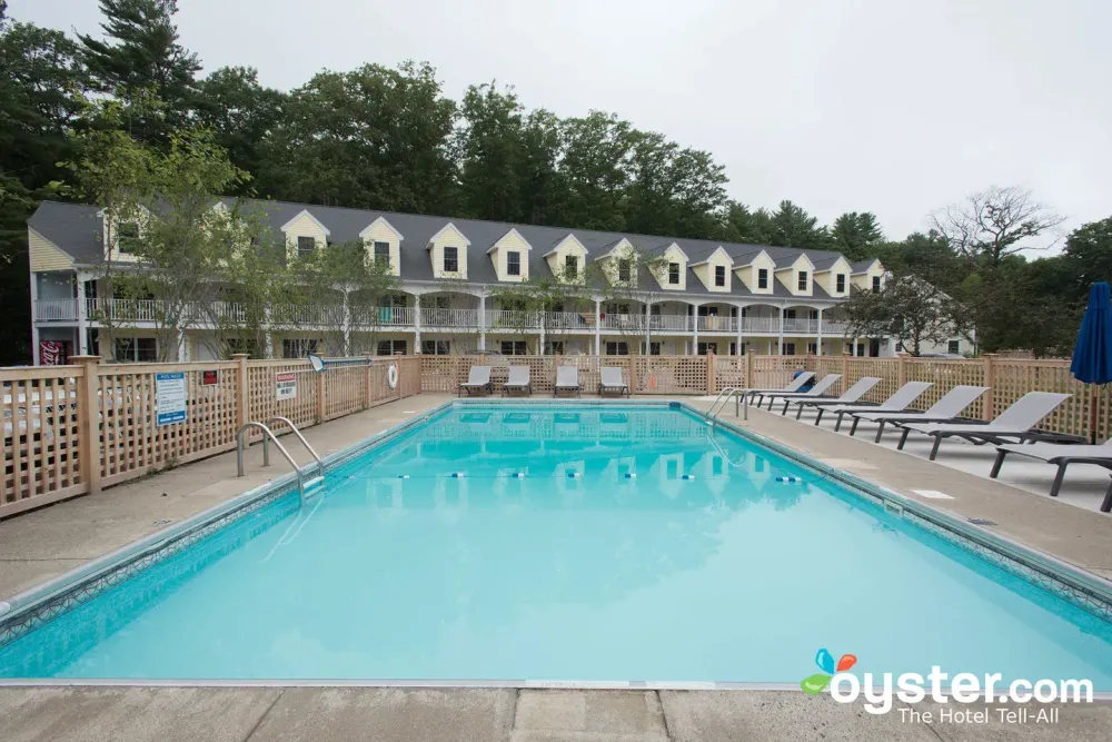 The Admiral's Inn Review: What To REALLY Expect If You Stay | Oyster.com