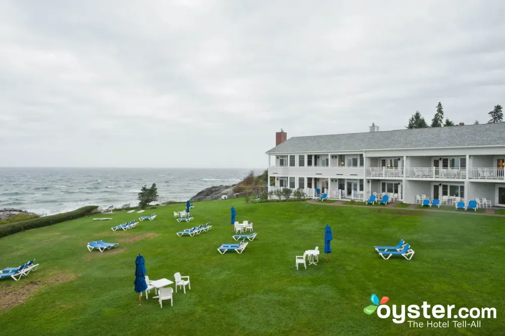 The Beachmere Inn Review: What To REALLY Expect If You Stay