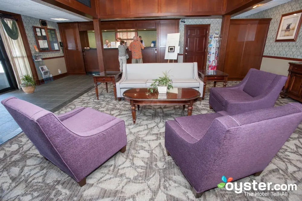 Ramada Plaza by Wyndham Portland Review: What To REALLY Expect If You Stay