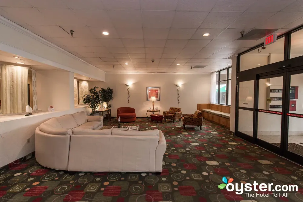 Comfort Inn Gold Coast Review: What To REALLY Expect If You Stay