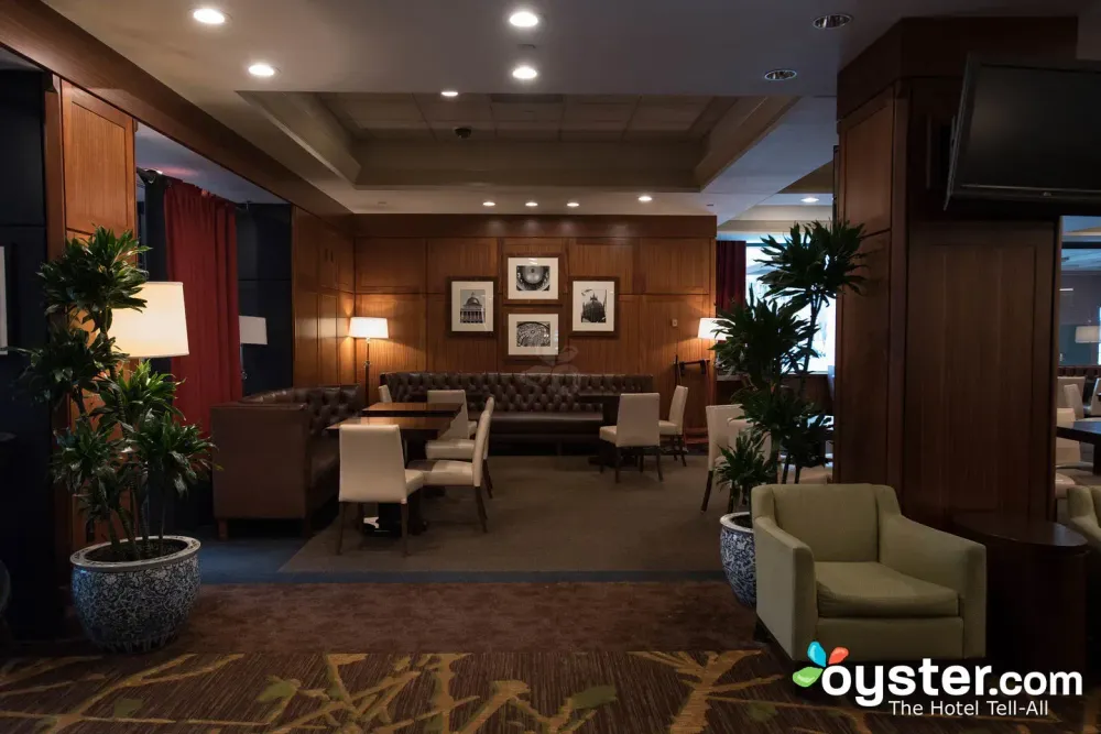 Sheraton Boston Hotel Review: What To REALLY Expect If You Stay