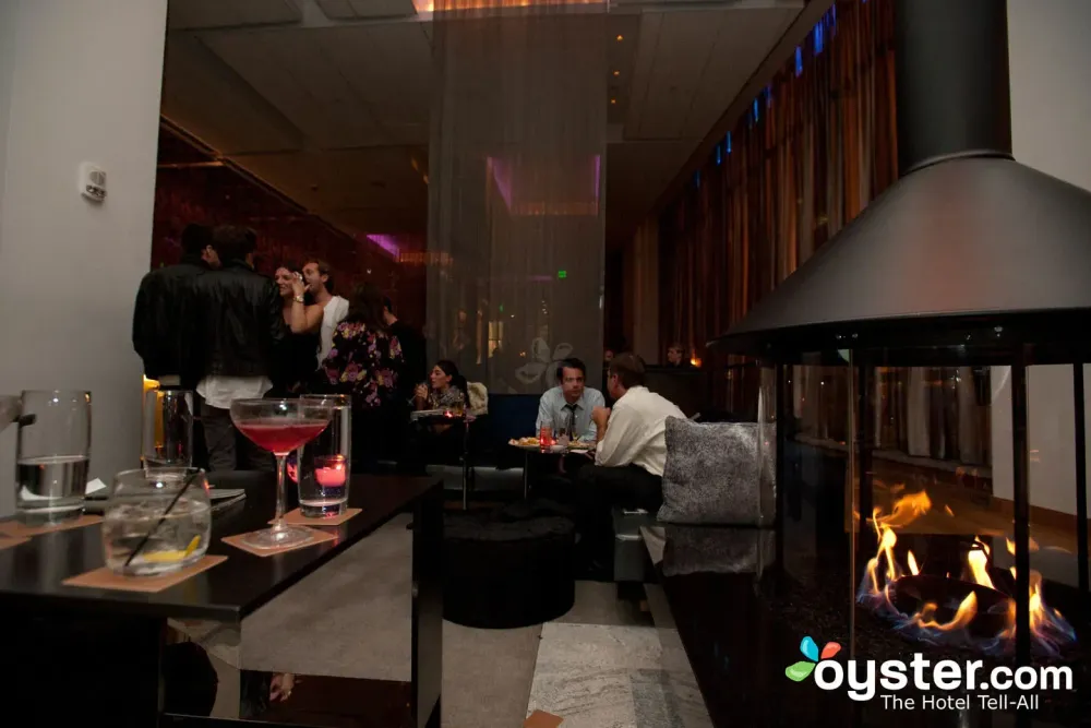 W Hotel Boston: A Modern Retreat with Vibrant Amenities