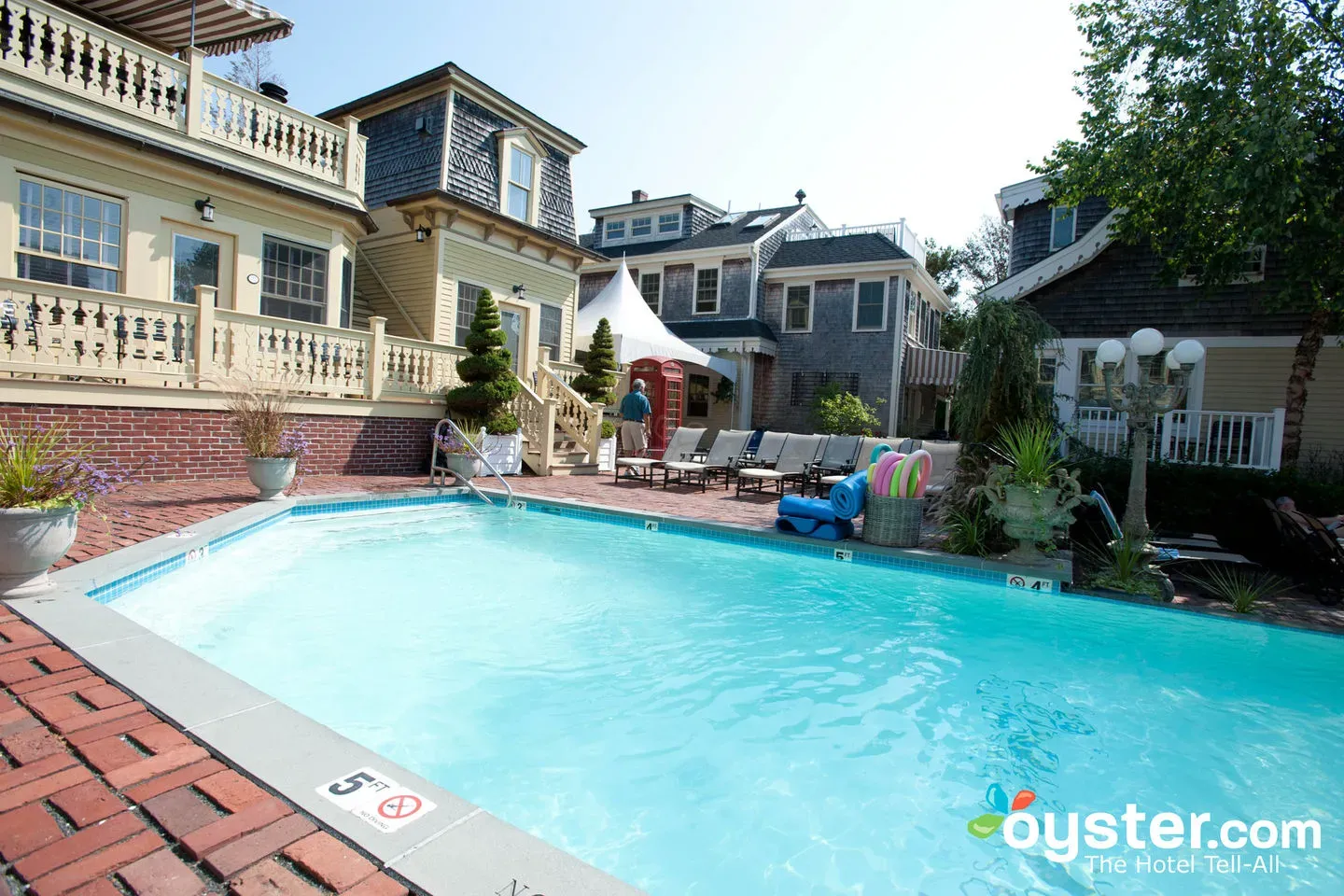 Brass Key Guesthouse Review: What To REALLY Expect If You Stay