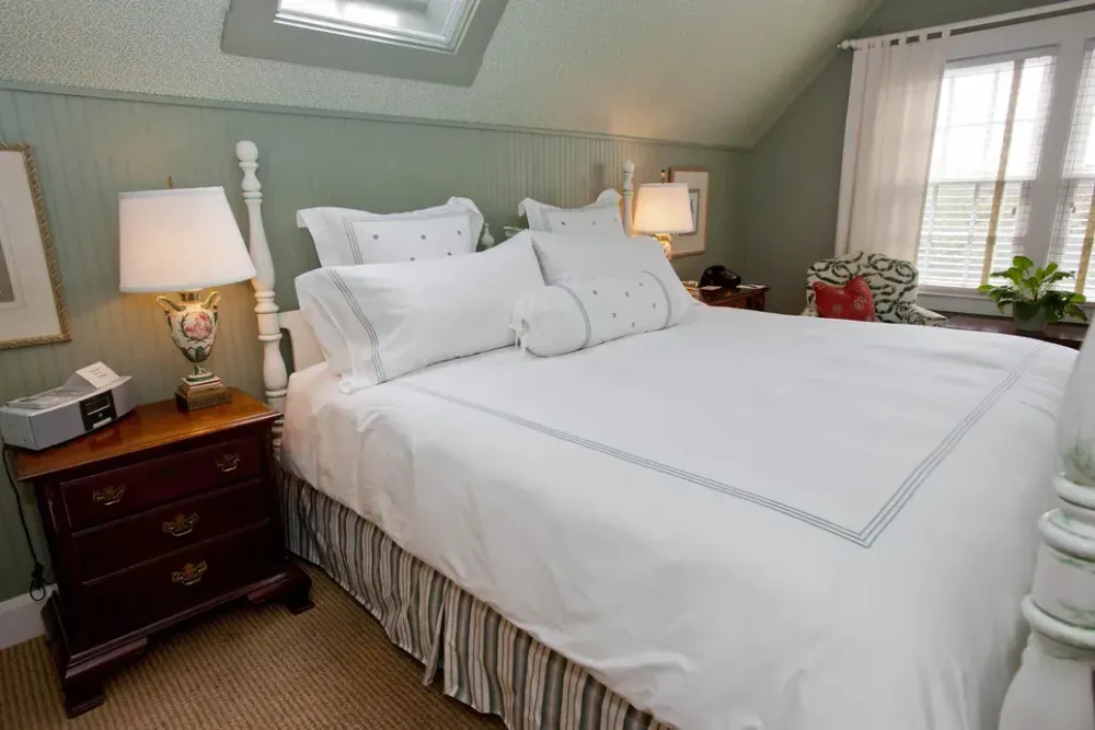 The Hob Knob | Oyster.com Hotel Photos