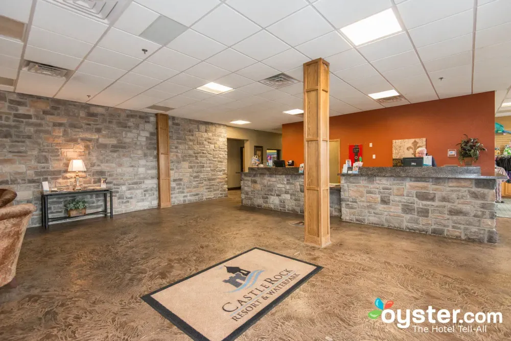 Castle Rock Resort & Waterpark Review: What To REALLY Expect If You Stay